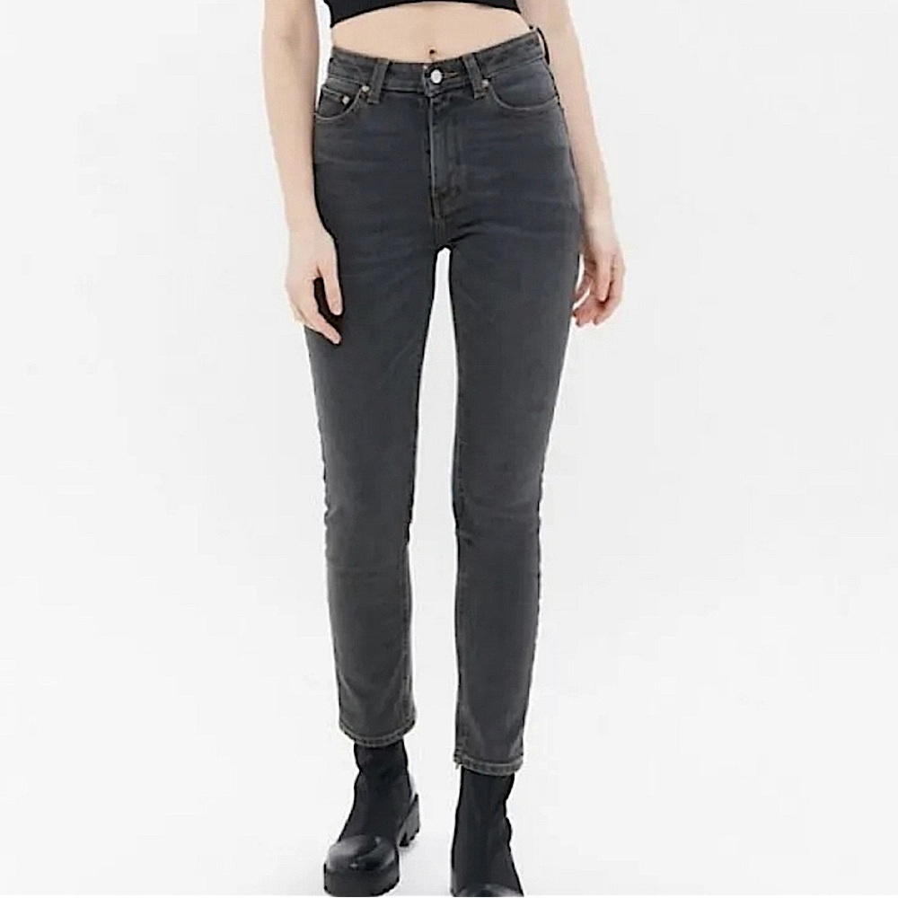 Uo Bdg Gray Girlfriend High Rise Jeans - Gem